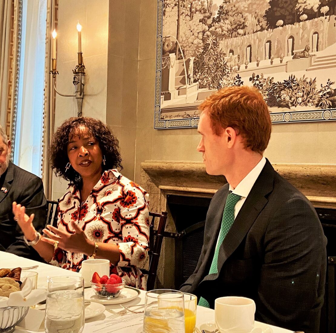 Policy breakfast with Gina Adams - French-American Foundation